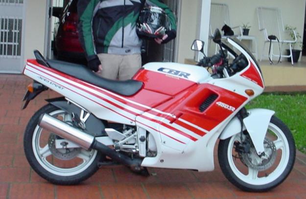 Kevin"s Moto: Honda CBR 450 SR