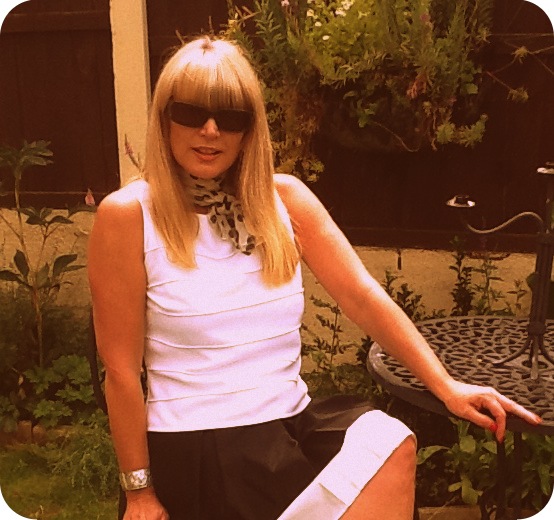 Sue Simmonds: July 2012