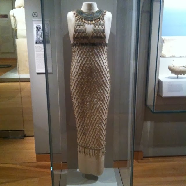 blog.samseidel.org: Two women, both dead, one wearing a beadnet dress.