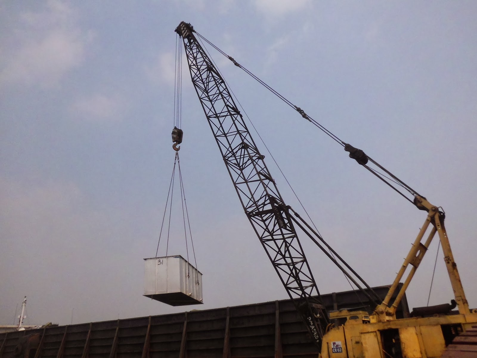 Surveyor Report For Loading Survey on Barge | PT. Binaga Ocean Surveyor ...