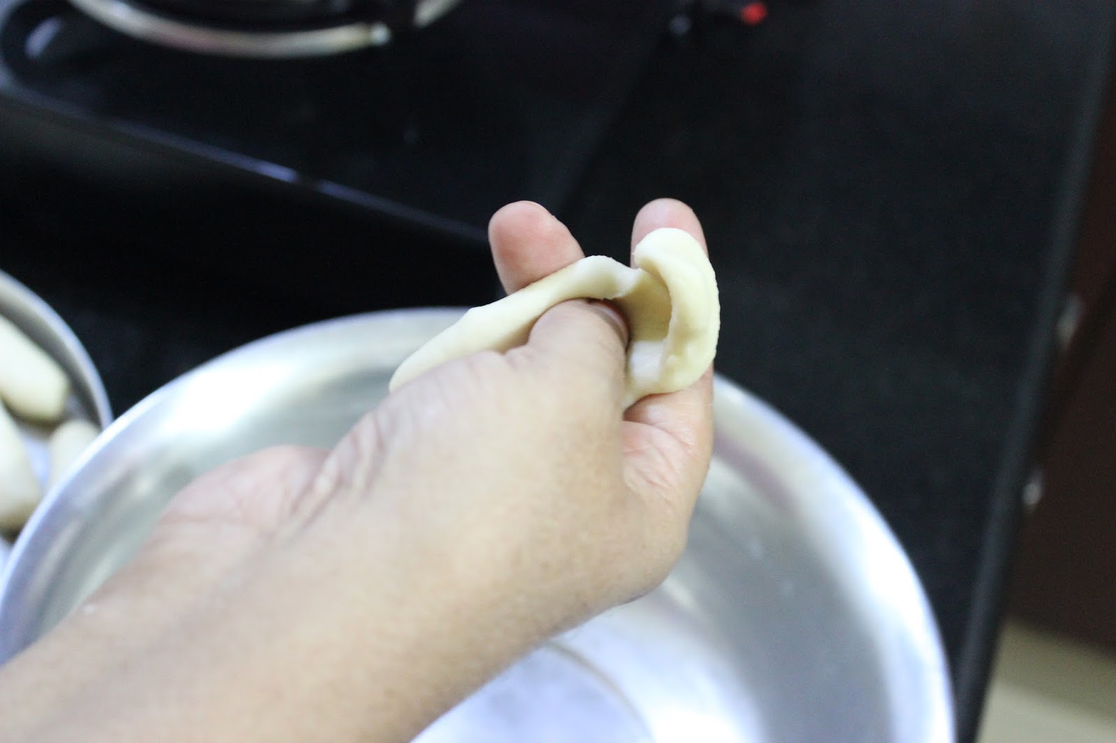 plantain leaf(Andhra Recipes): Goru Meetilu or Goru Mitai