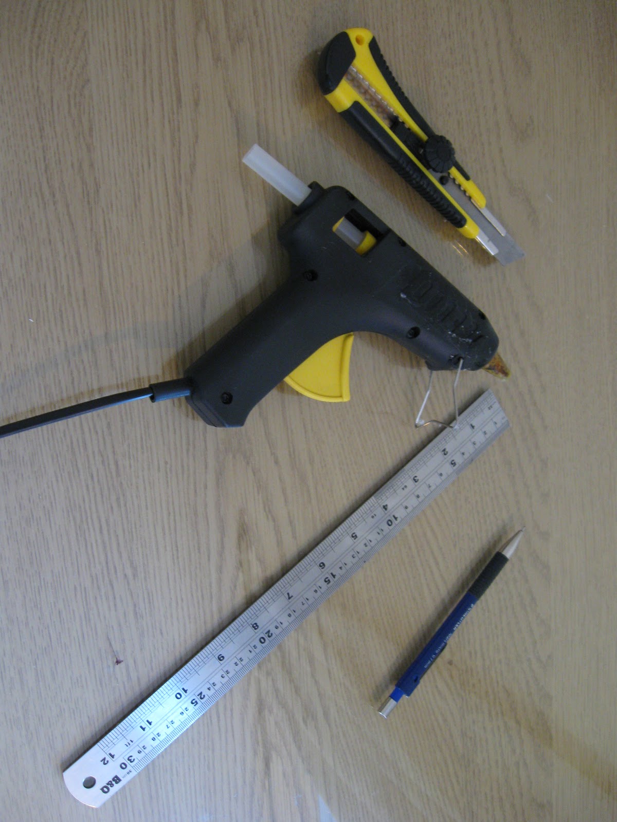 Mirrored Wilderness: Prop Making 101: Cosplay Prop Making for Beginners ...