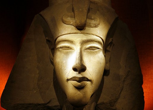 The Hub: Akhenaten: A 'Heretic' To His People, A Revolutionary Pioneer ...