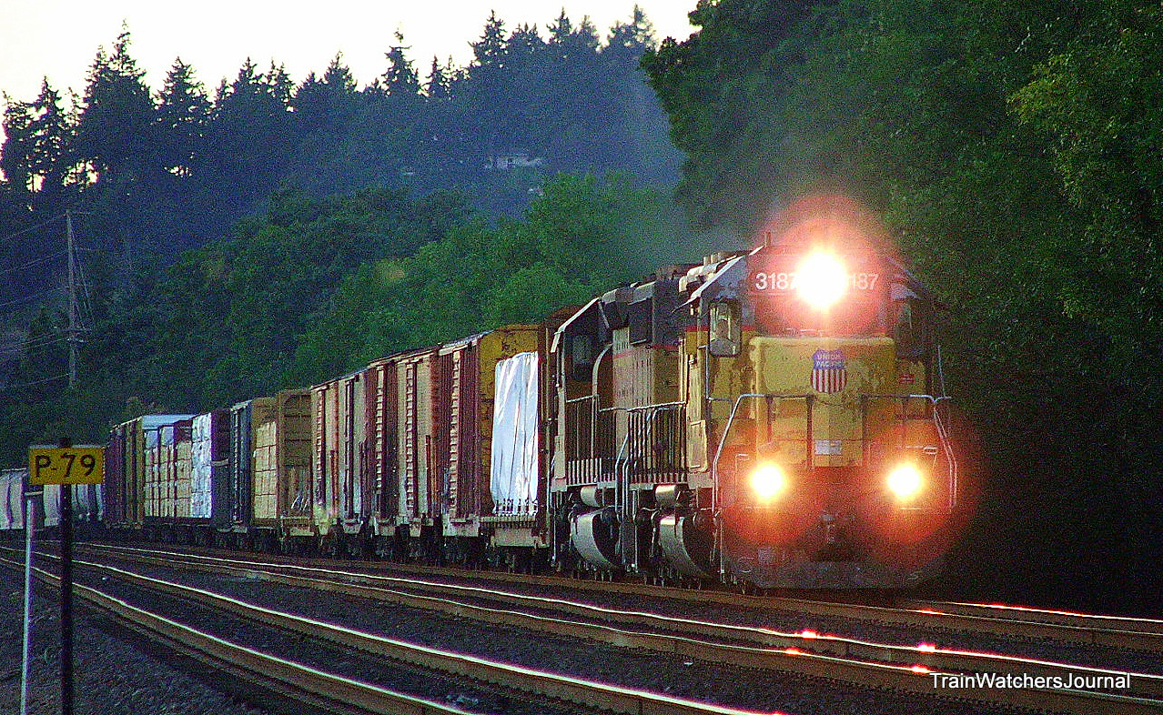 TrainWatchersJournal: Late Afternoon - Kalama, Washington - July 2005