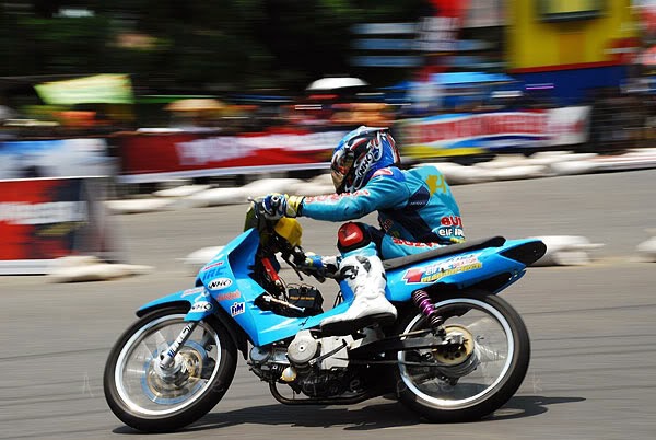 Gambar Motor Road Race | R-way Collection