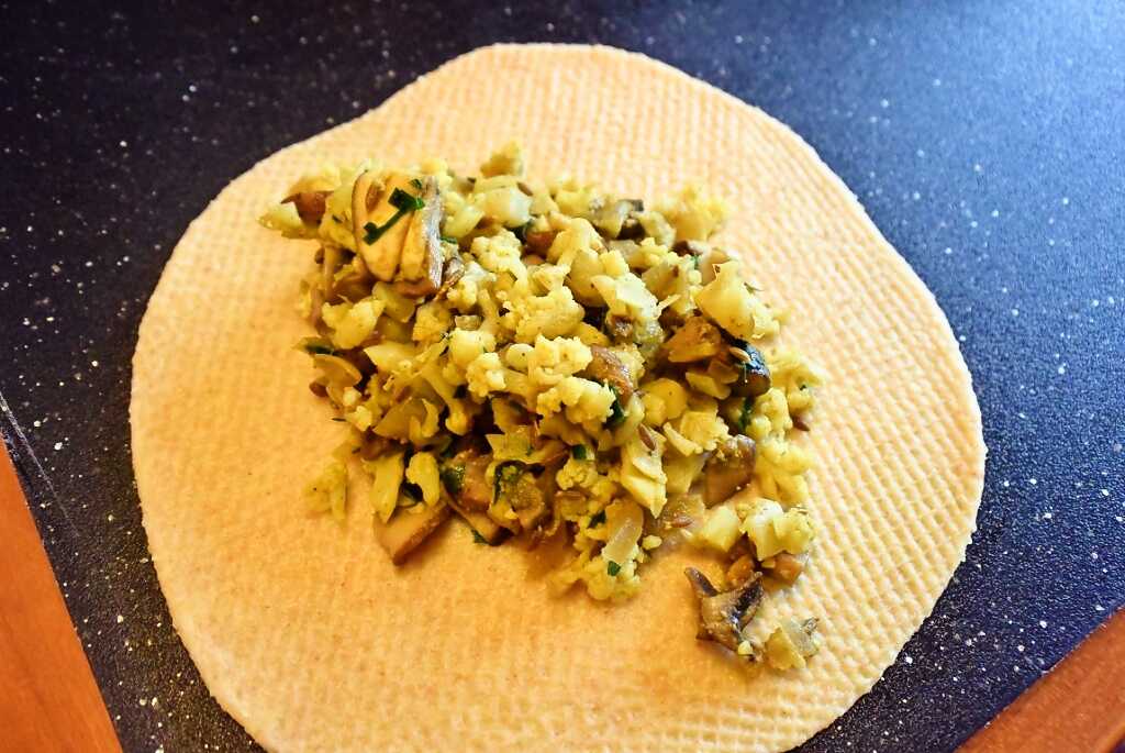 Recipes for Tom: Karifurawaa to masshuruumu no karee pan / curried ...