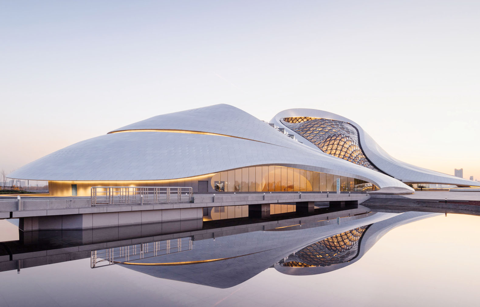 PRANCHETA DE ARQUITETO: PROJ TEATRO: HARBIN OPERA HOUSE, HARBIN