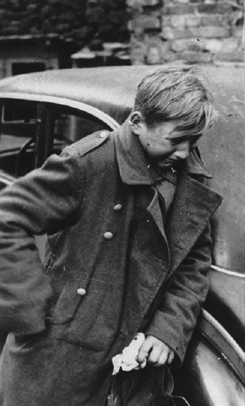 World War II Pictures In Details: 15 Year Old German Soldier Cries ...