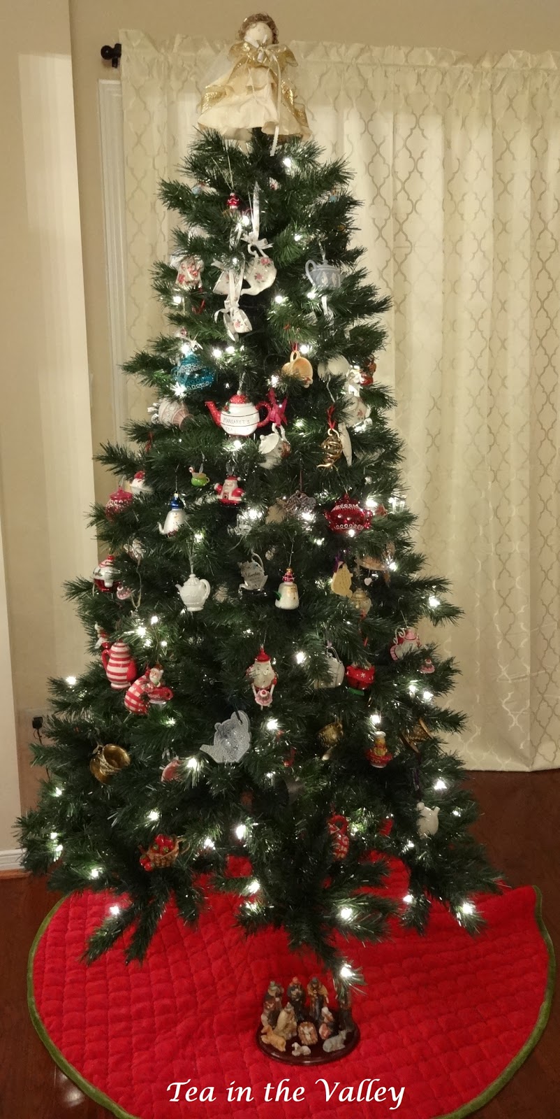 Tea in the Valley: 2017 Tea-Themed Christmas Tree