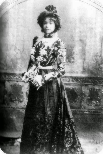 Aida Overton Walker, atriz, cantora, bailarina, coreógrafa (1880-1914 ...