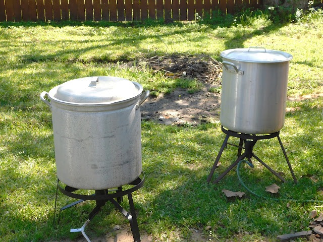 10 Things You Need for a Successful Crawfish Boil | Nellie Coody