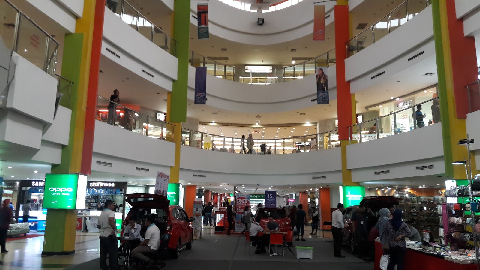 Advertising Indonesia: Profil Mall Palembang Trade Centre