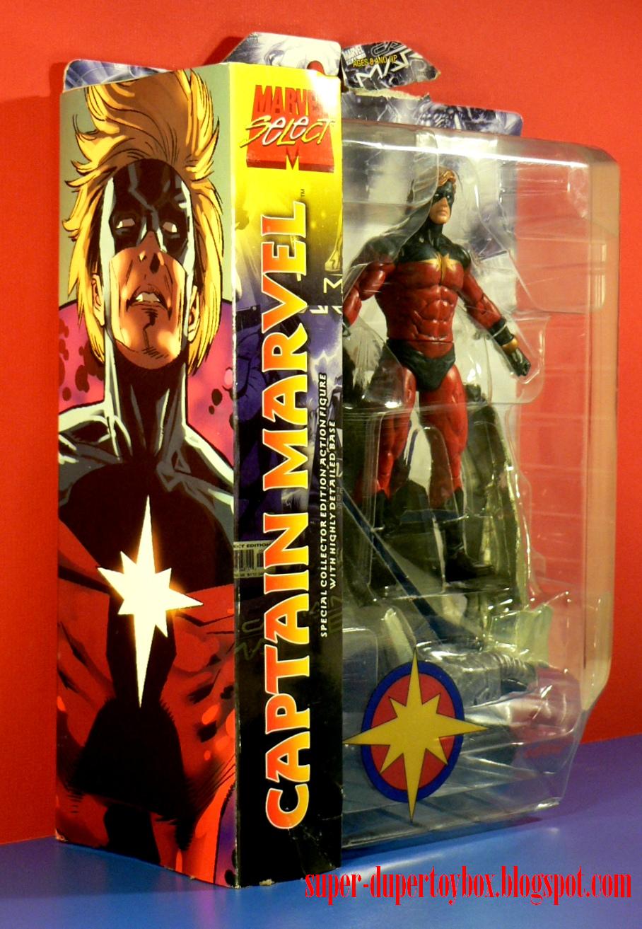 Super-DuperToyBox: Marvel Select Captain Marvel