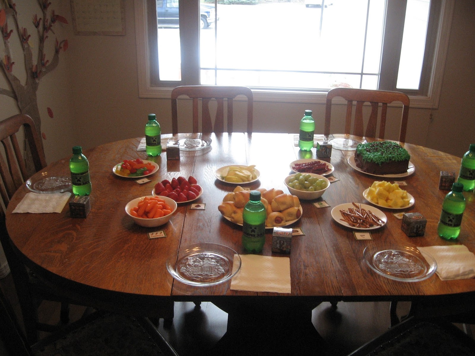 Almost Unschoolers: A Last Minute Minecraft Birthday