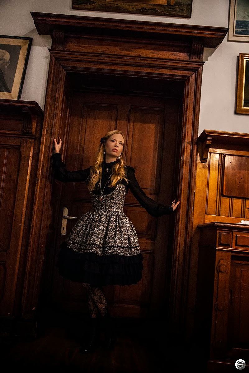 Lady Lockenlicht: Classic Lolita Shooting mit Christian Schenkel