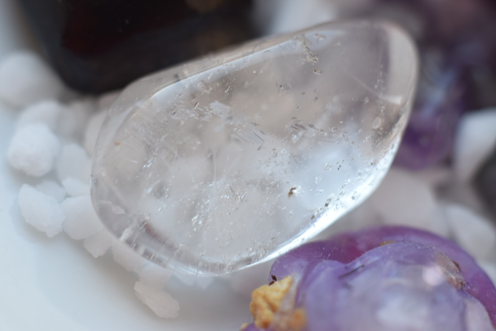 Roc N Tea: Lithotherapie - Le Fond et la Forme