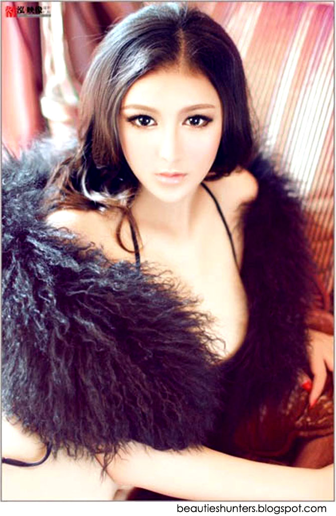 Beauties Hunters: Ren Li Meng, 任丽萌