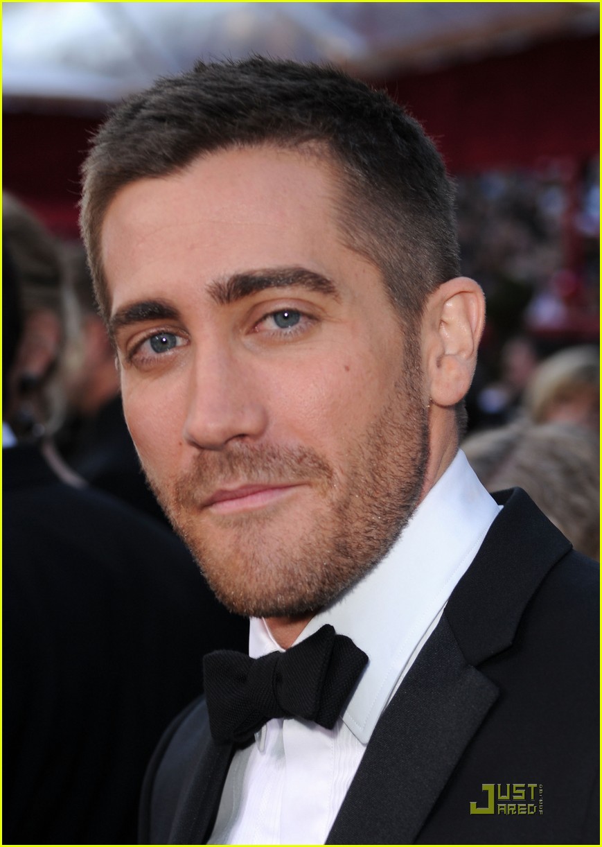 CelebrityLifestyle: Jake gyllenhaal Smile