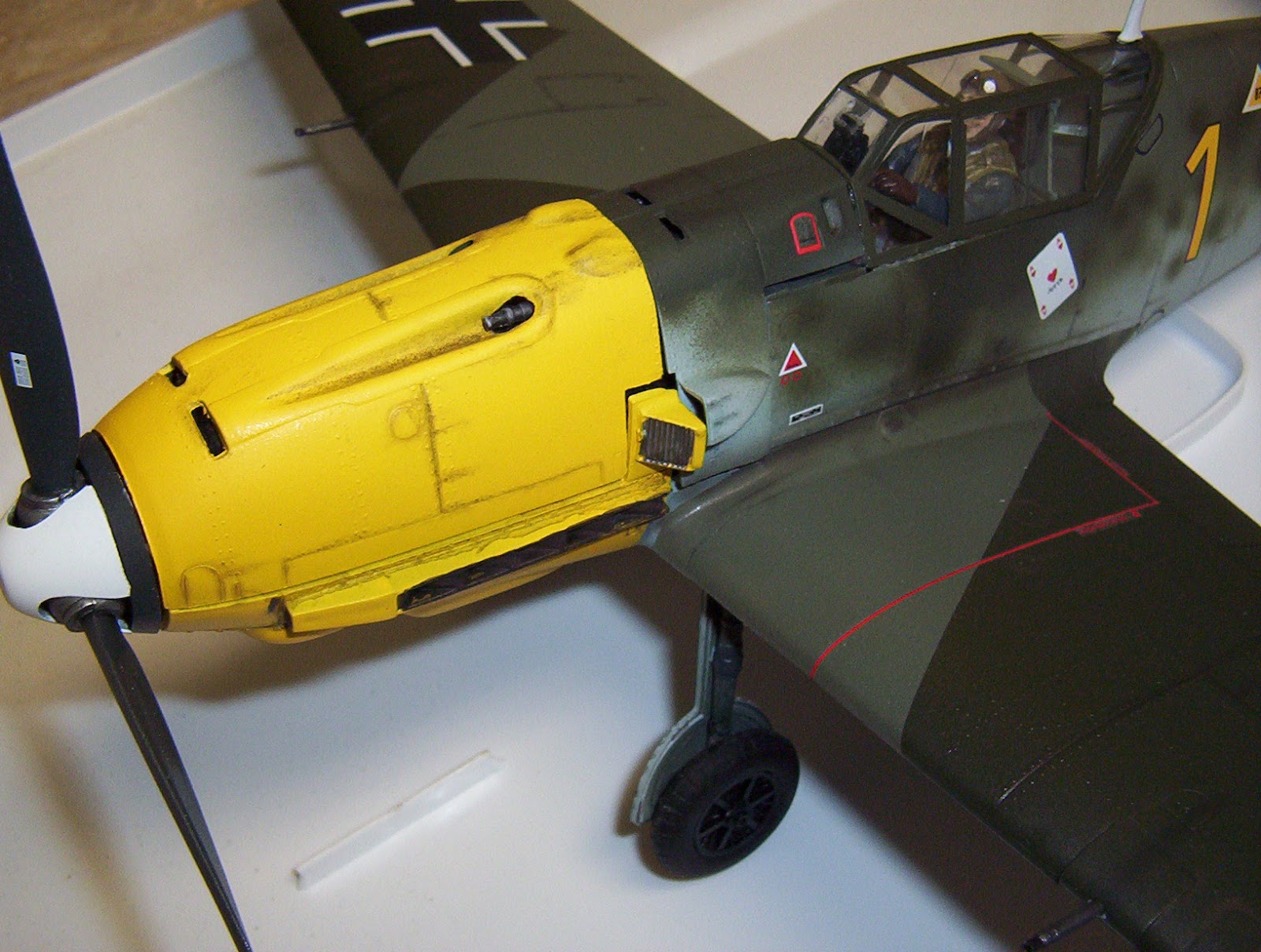 Scale Model Hobby: Messerschmitt Bf109E-3 1:24 Scale