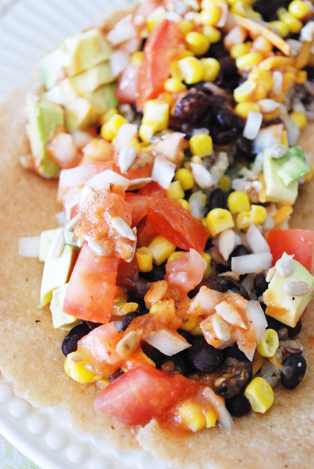 healthy fiesta wraps with tomato vinaigrette | fashionably foodie