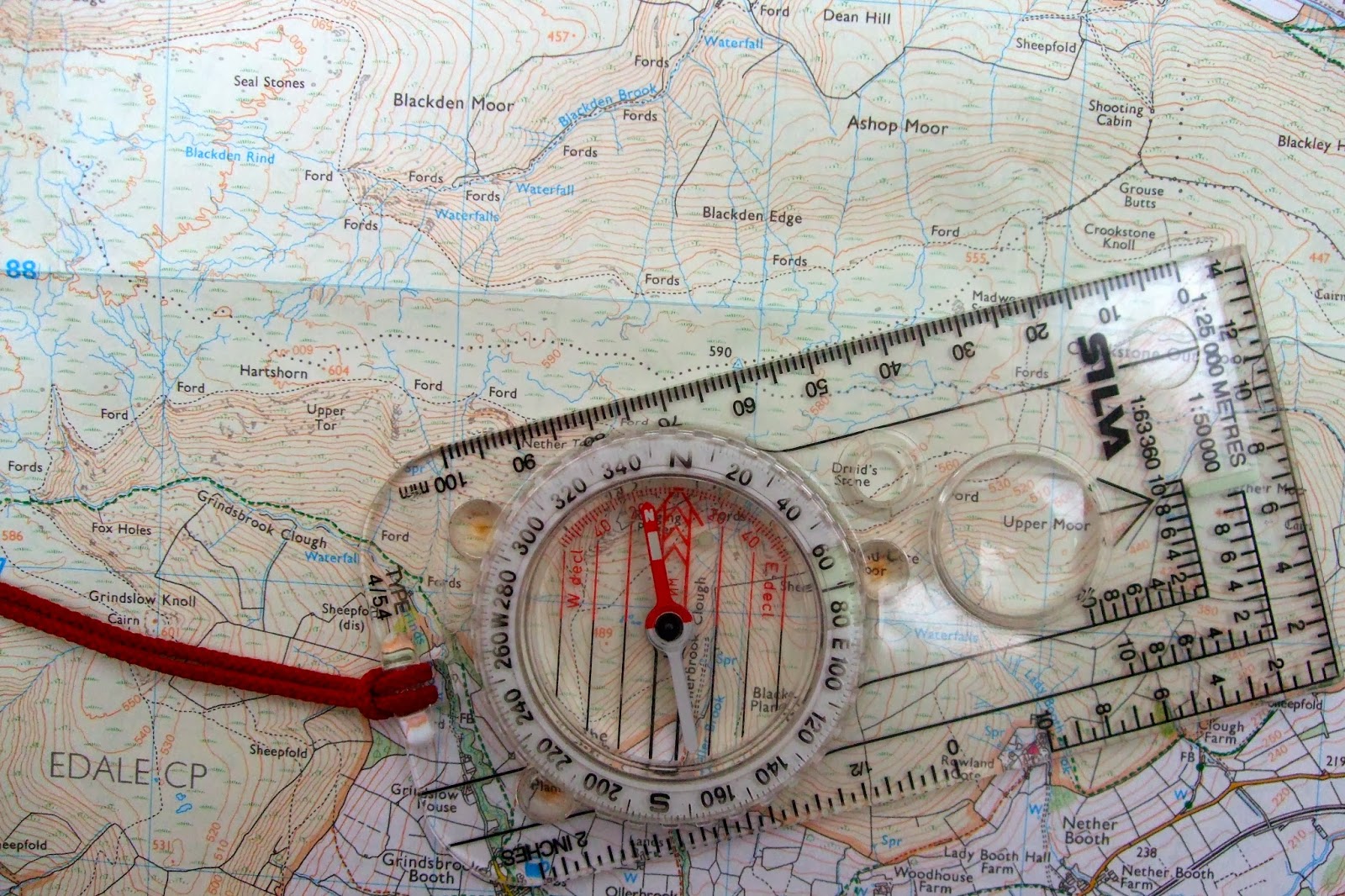 Learn Map Reading and Navigation with Peak Navigation Courses