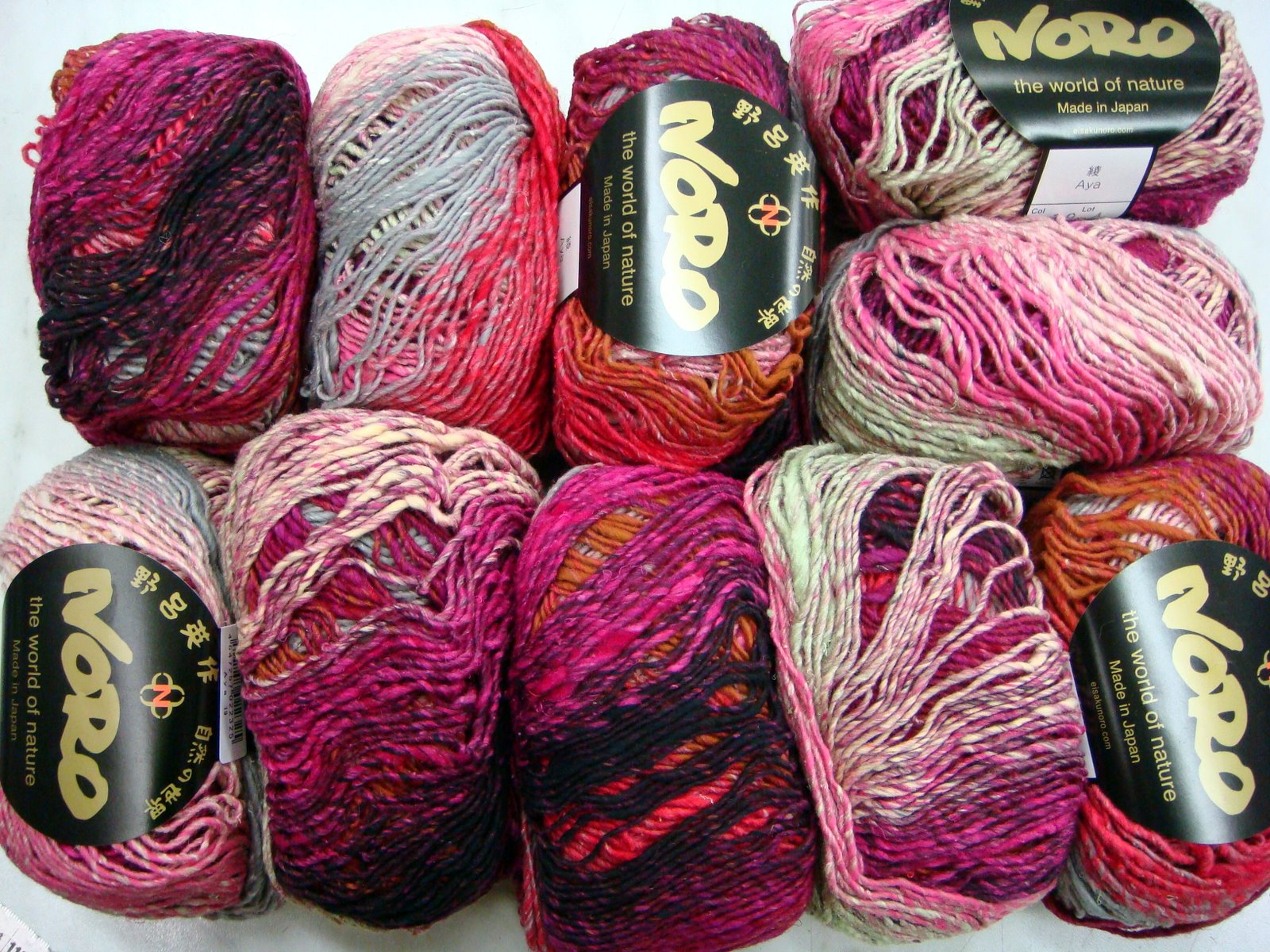 Will's Wools: Nieuw van Noro: "Aya" New by Noro: "Aya"