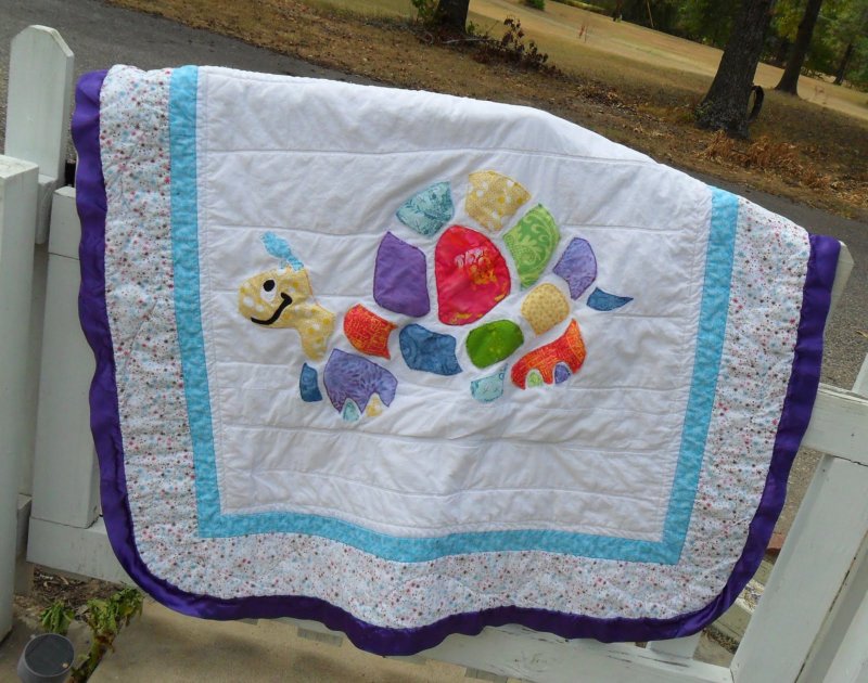 Kat & Cat Quilts: A Girly Turtle Baby Quilt