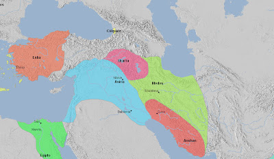 Triángulo equidlátere: Imperio Medo
