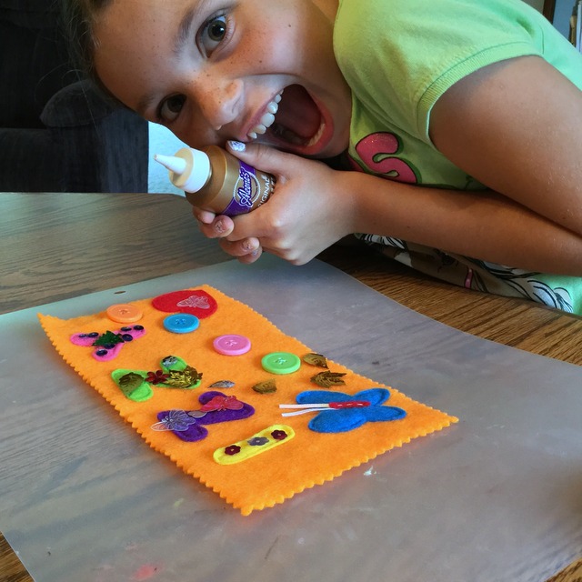 A Photo's Worth: Crafting with Courtney - the Izzy sign