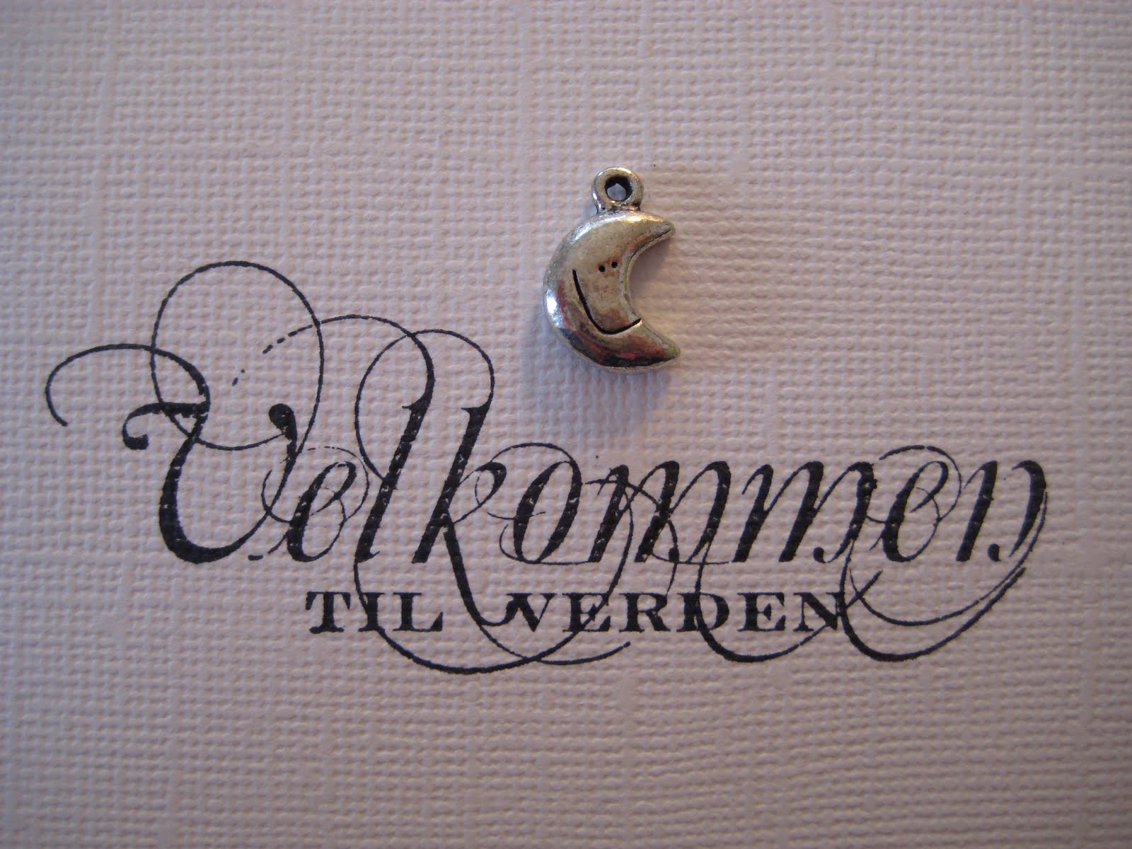 Kort og søm: "Velkommen til verden"