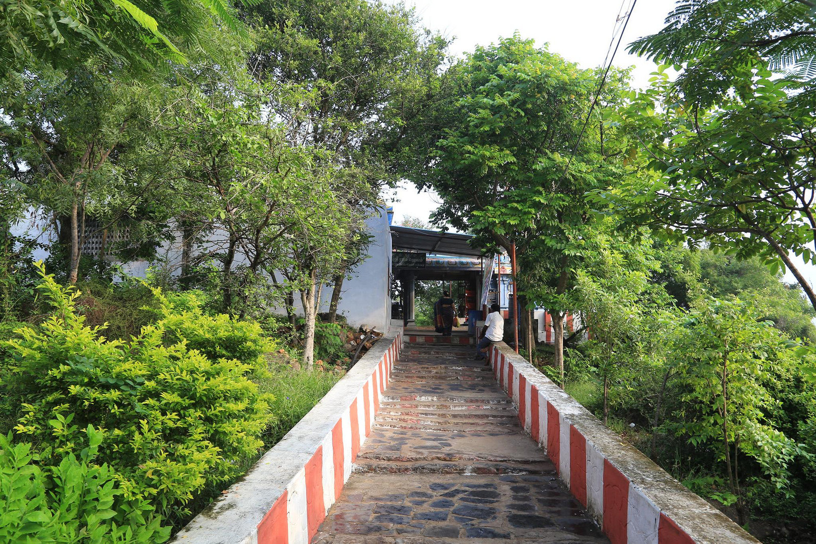 Tamilnadu Tourism: Veera Anjaneyar Temple, Pudupakkam, Kanchipuram