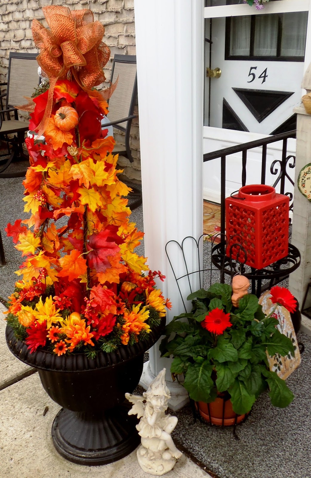 DEBBIE-DABBLE BLOG: My Autumn Topiary!