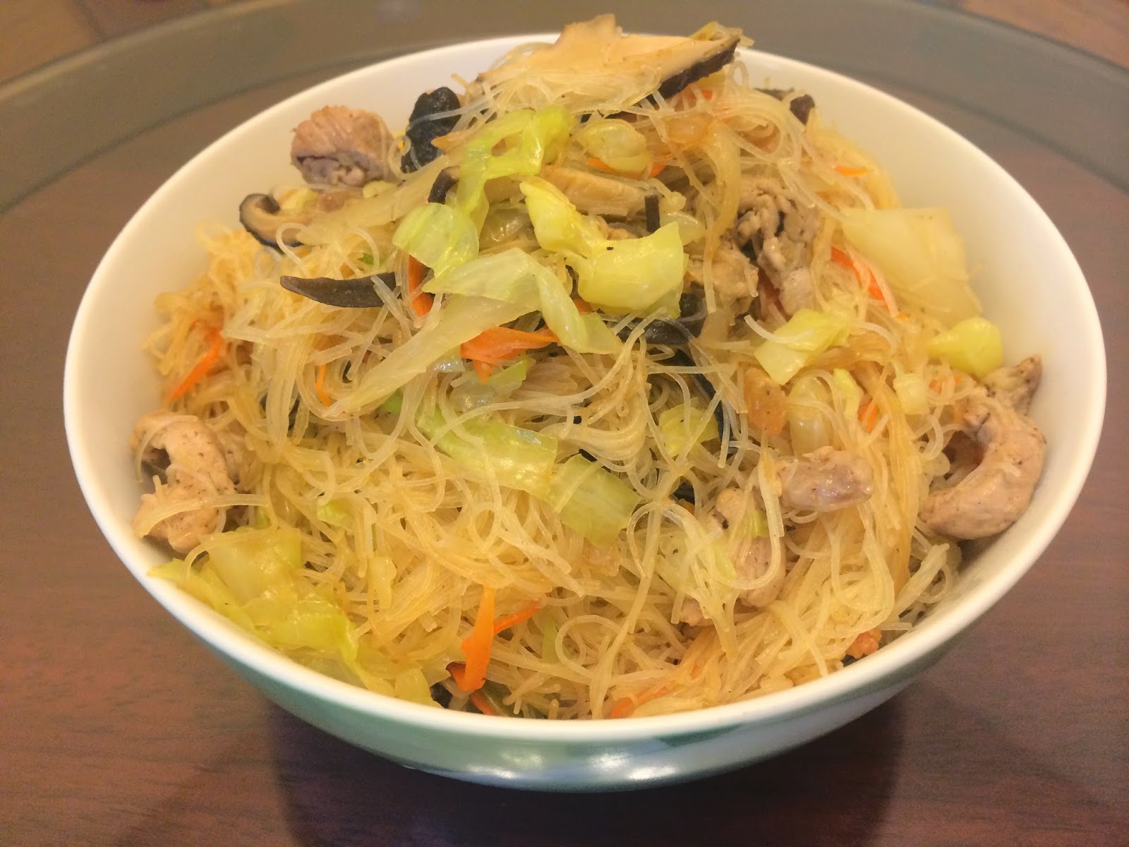 Liya小廚房 : 【台式炒米粉Chao Mifen / Stir-fried Rice Vermicelli】