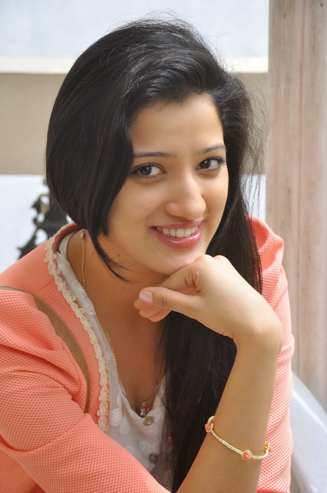 tollywoodcinemablog: Richa Panai New Photo Stills