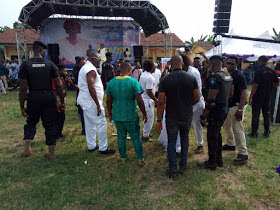 News-Portal Nigeria: News-Portal Events: Kanu Nwankwo's mum's burial