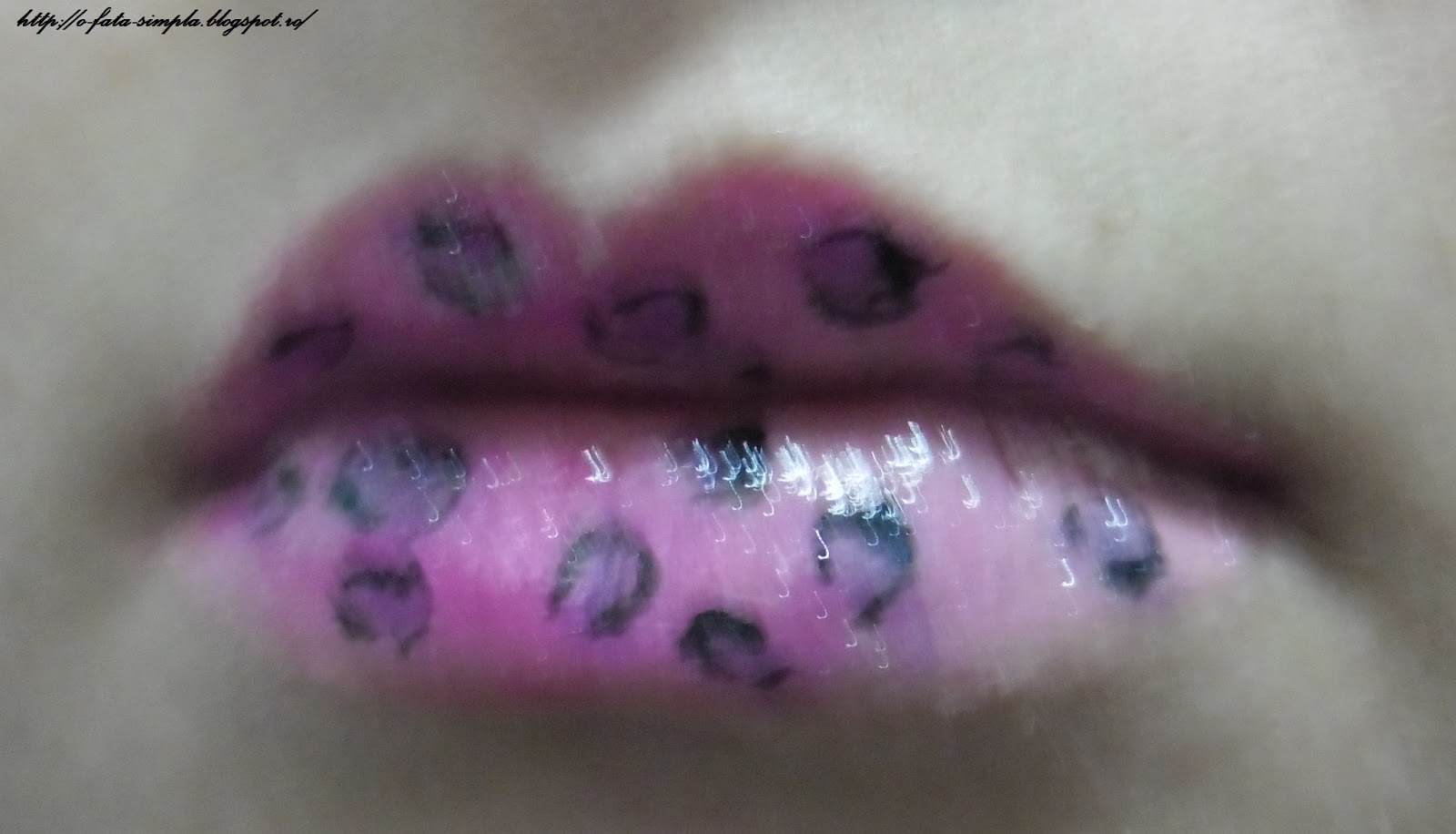 O fata simpla: Leopard print lips