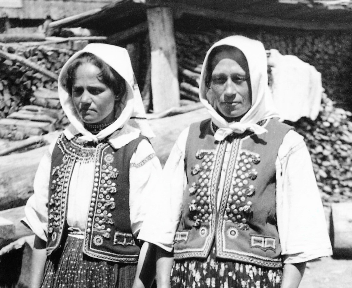 FolkCostume&Embroidery: Overview of the Costumes of the Lemkos / Rusyns ...