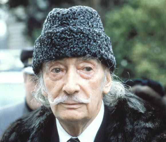 ESTO PASO: 1989: MURIÓ Salvador Dalí, pintor español (n. 1904).