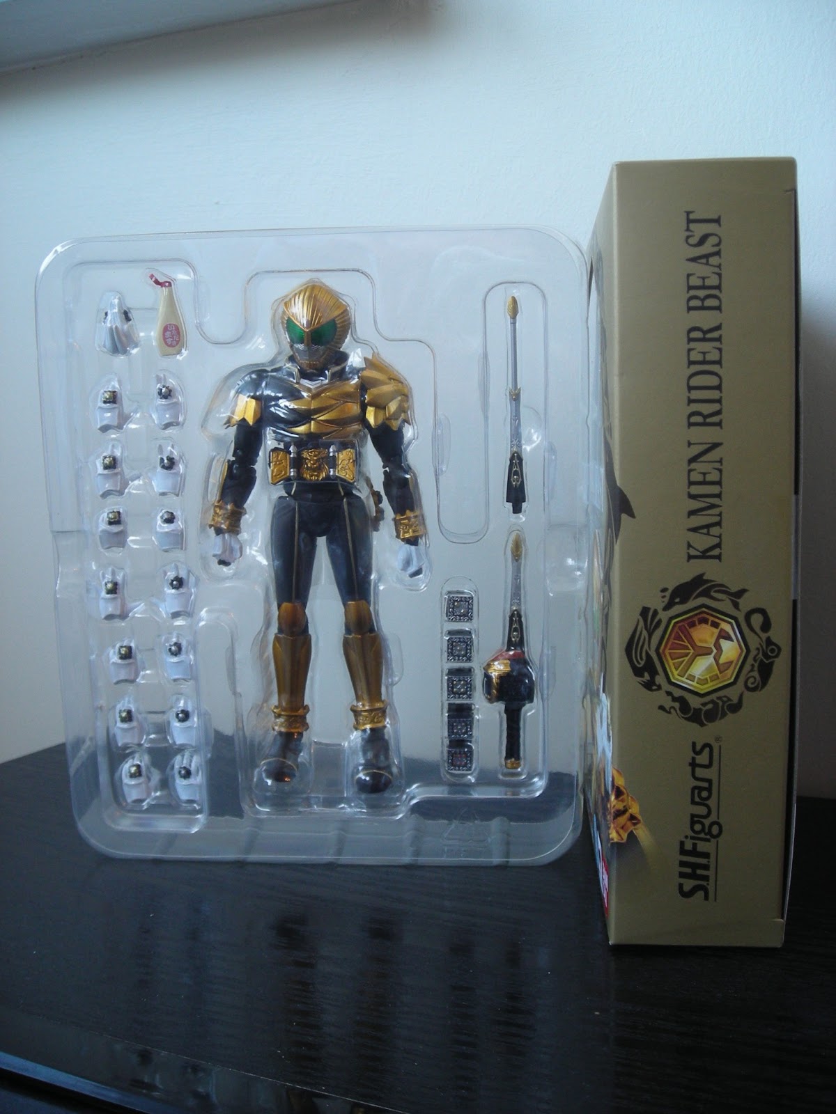 Kamen Rider Beast Symbol