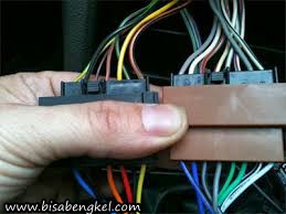 SUMARYONO : CARA MEMBACA KODE DAN WARNA KABEL ELECTRIC PADA KENDARAAN