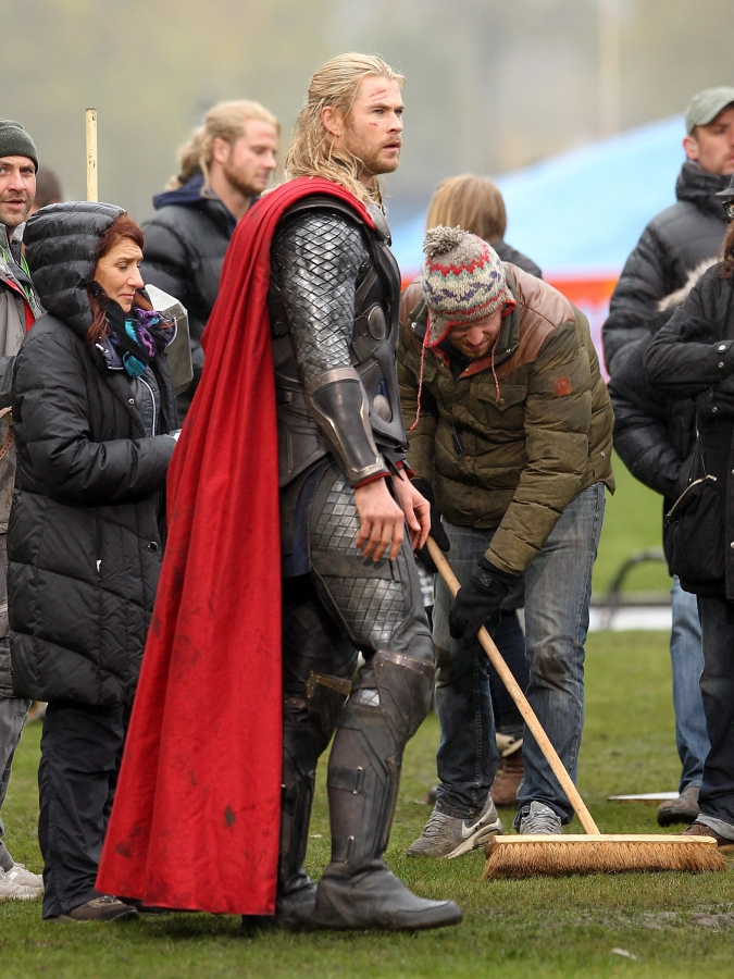 Fashion and Action: Thor 2 London Set Photos - Just A Few Faves Plus A Clip