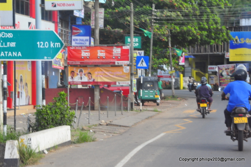 Images of Sri Lanka on blogspot.com: On the Veyangoda - Negombo road ...
