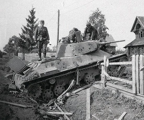 Armour force / Panssaroitu voima : T-50