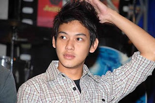 Biodata Artis: Profil Artis Ferly Putra