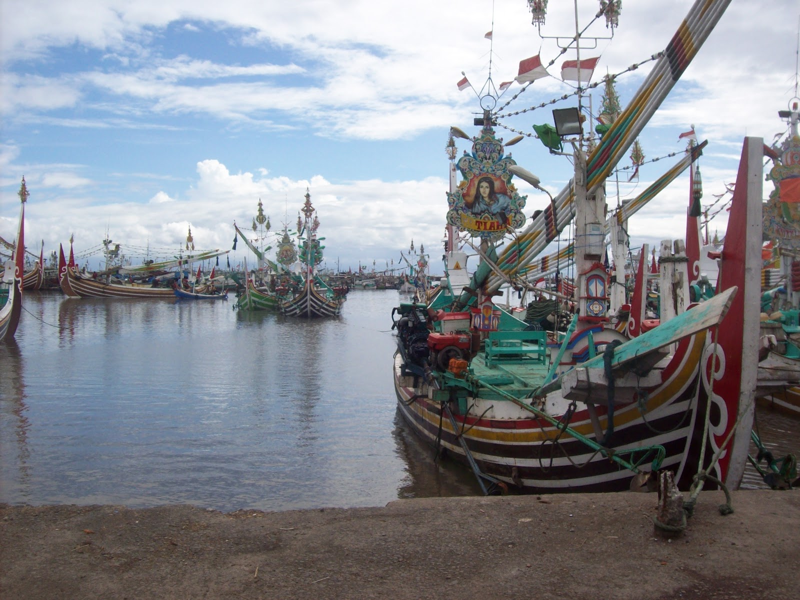 Melirik Tempat Pelelangan Ikan Muncar Banyuwangi | Anita Dwi Nurjanah's ...
