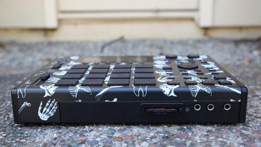 MATRIXSYNTH: Skeleton Art Custom Akai MPC 1000