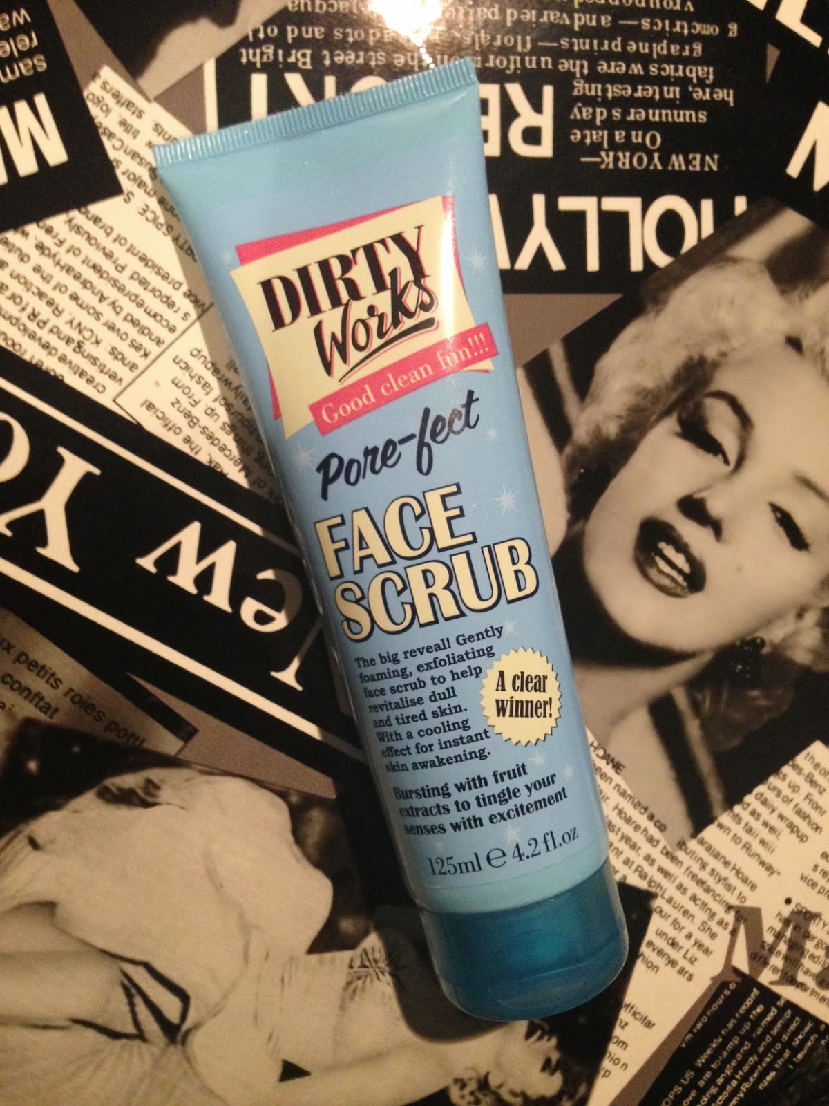 Lipgloss Is My Drug: Dirty Works Pore-fect Face Scrub