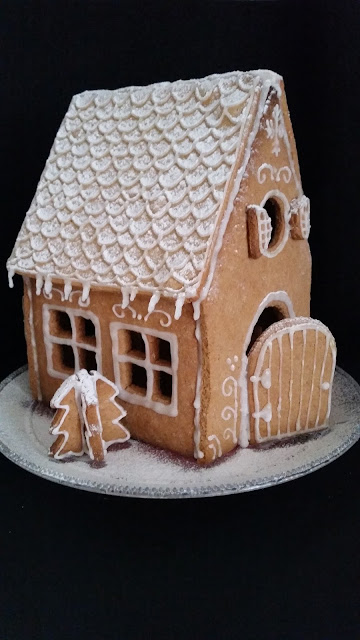 CASITA DE JENGIBRE (Gingerbread house)