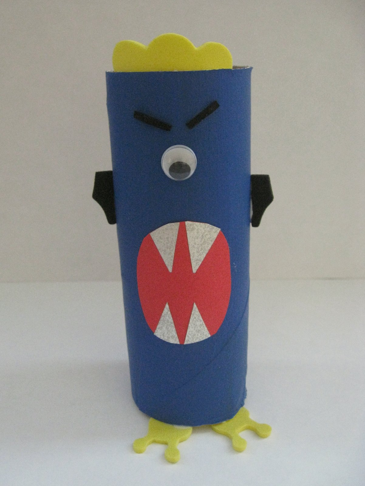 Cindy deRosier: My Creative Life: Cardboard Tube Aliens