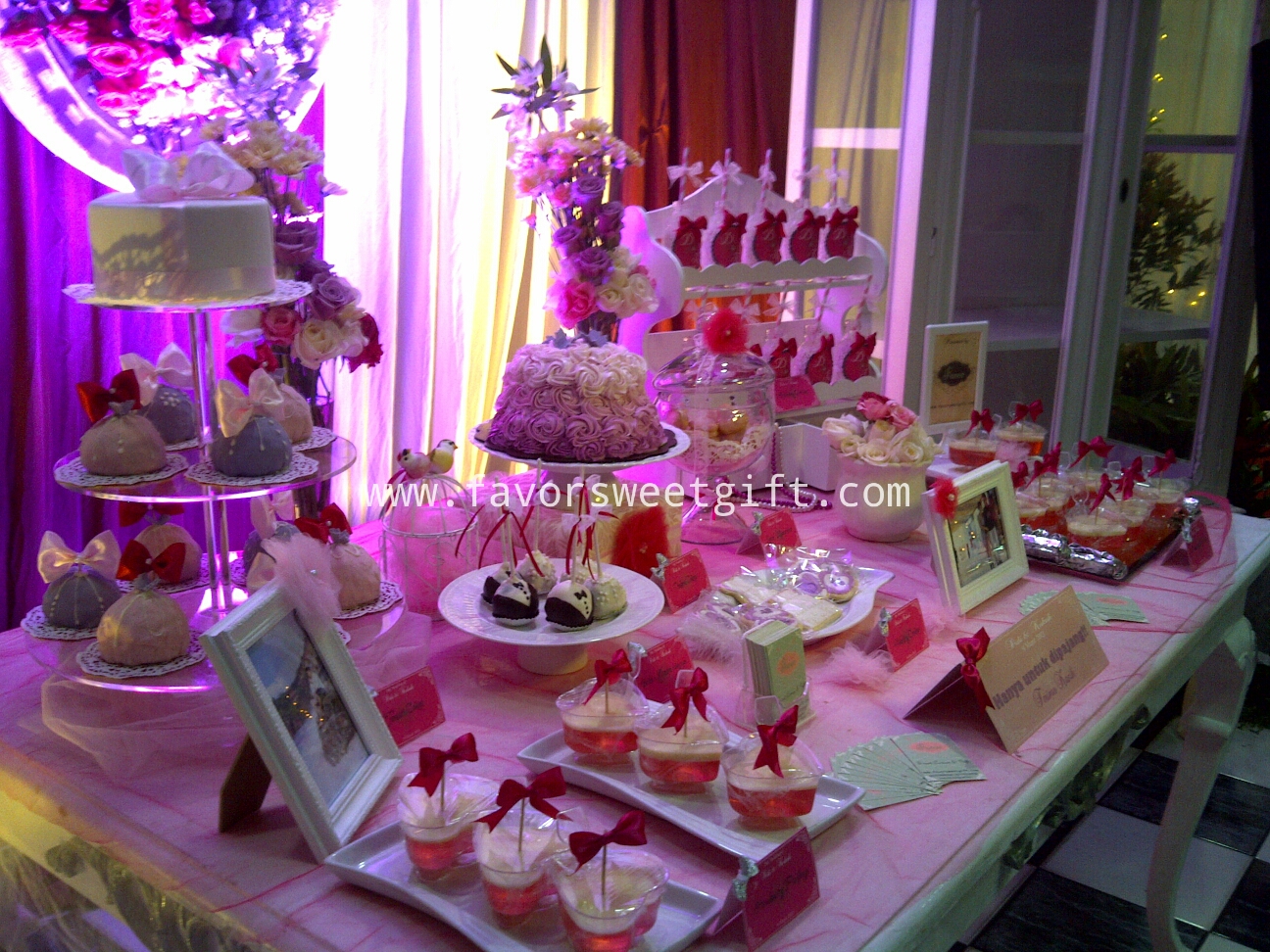 FAVOR SWEET CORNER GIFT Wedding Sweet Corner DIDI KUKUH favor-sweet-corner-gift-wedding-sweet-corner-didi-kukuh